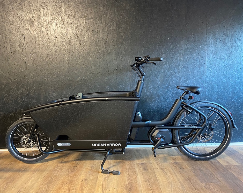 Urban Arrow Family - Performance Smart Essential - demofiets minder dan ...